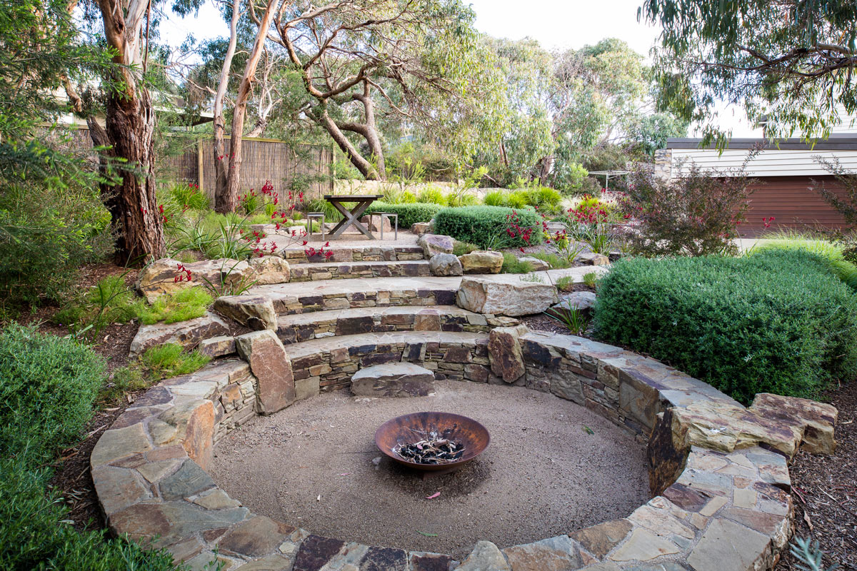 cliff top garden - Ocean Road Landscaping in Geelong & Surf Coast